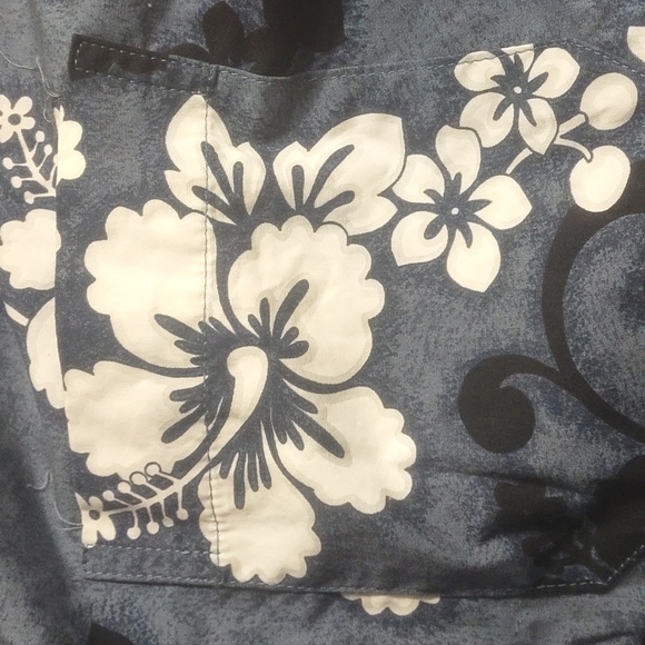 Tuki's Pareu | Shirts | Tukis Pareu Hawaiian Hibiscus Flower Print ...